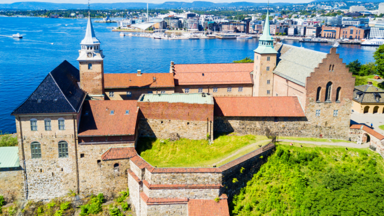 Beautiful Places to visit in Oslo - iamlivingabroad.com