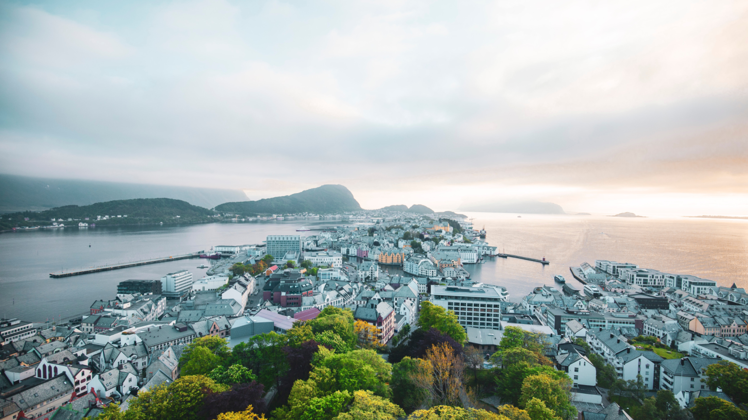 The Most Beautiful Fjord Cities in Norway - iamlivingabroad.com